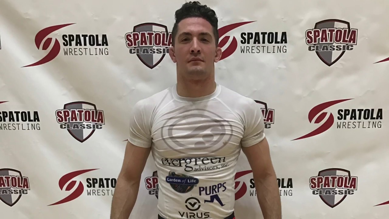BJJ black belt wins wrestling tournament - YouTube