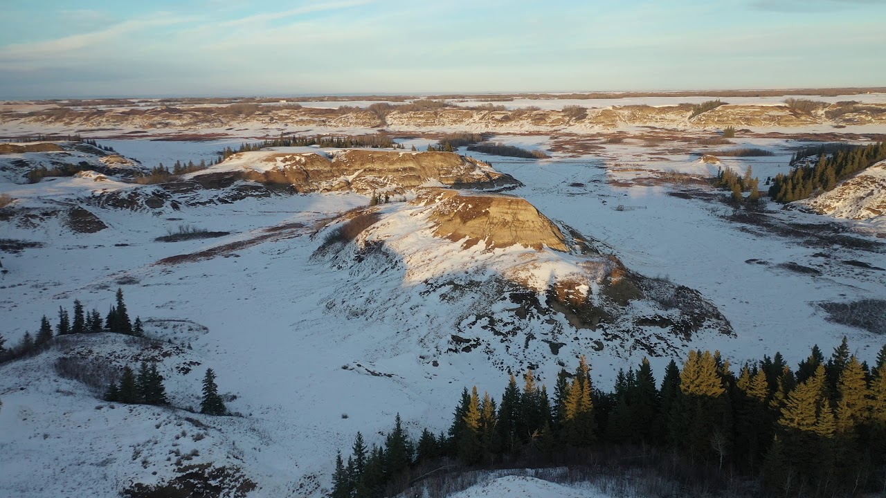 The badlands near Donalda AB 🇨🇦 #oneclicktoreachthesky - YouTube