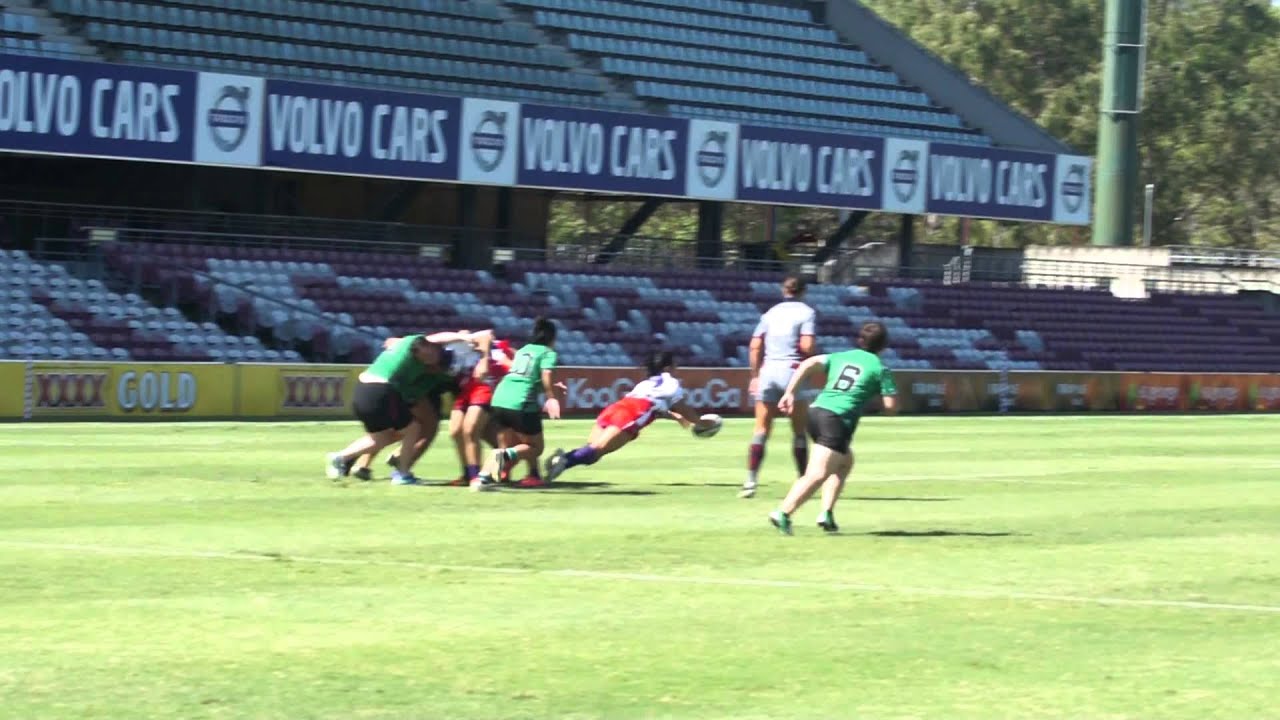 Iconz Rugby Women show how to use quick ball to score a try - YouTube