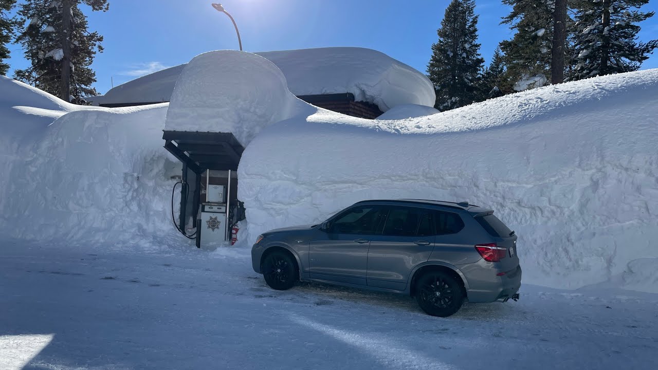 Driving after California's multi-week snow storm | 10-15 ft of snow ...