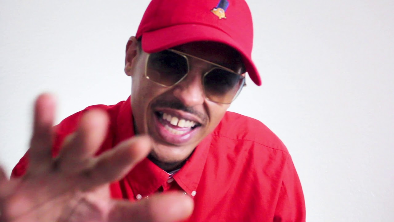 Tay Da Crown - That Feel ( produced by Glad2mecha) - YouTube