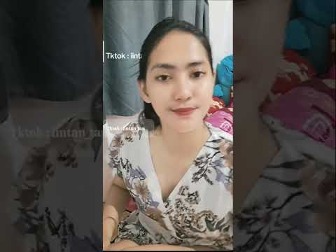 cakep nya bunda intan nampak mulus bersih idola😎😎🤤