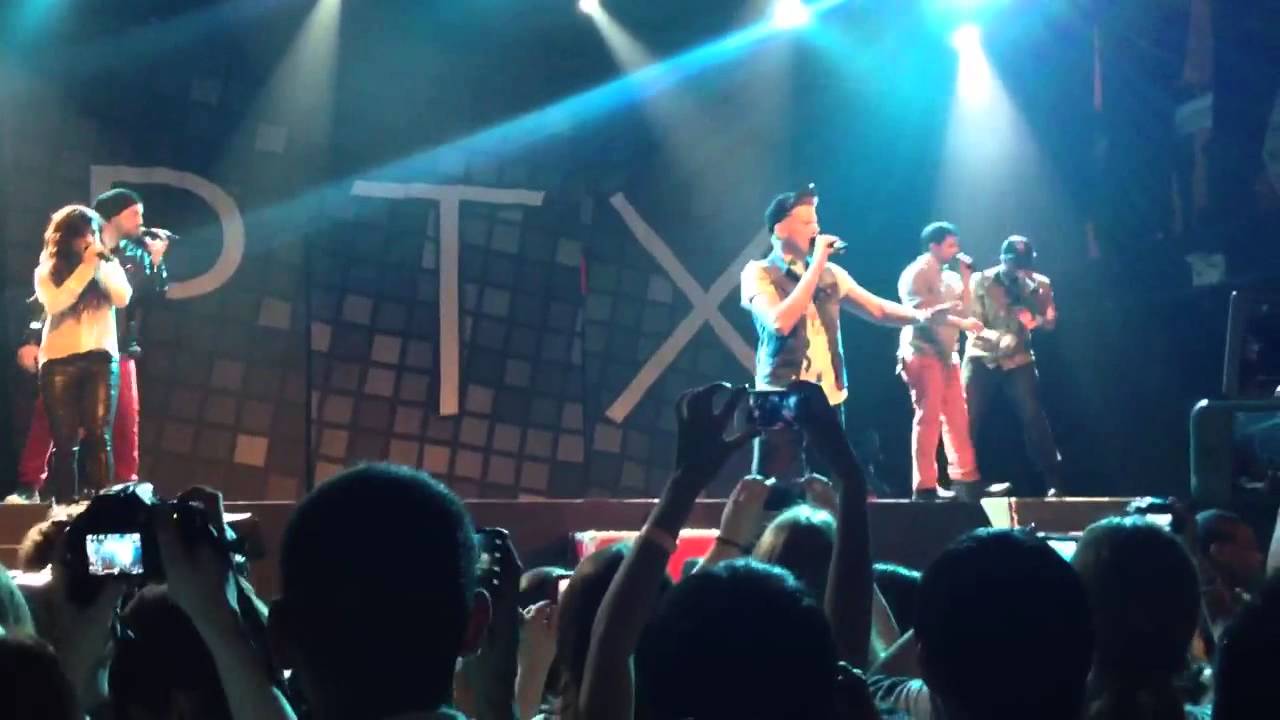 Digifest NYC - Pentatonix (Don't You Worry Child) 6.1.13 - YouTube