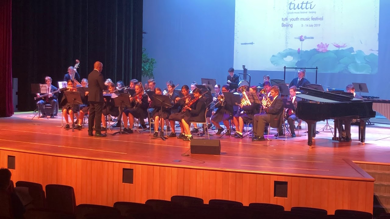 Perth /Aquinas Colleges concert band performance tutti 2019 - YouTube