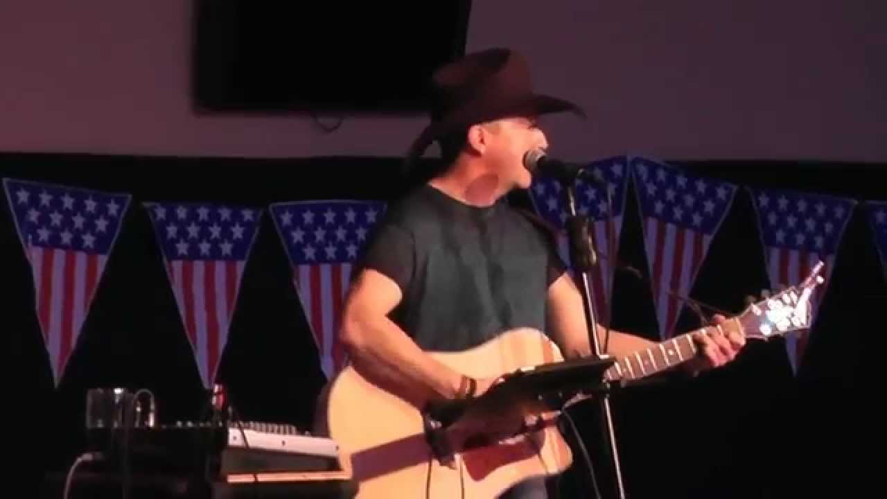 BOB KEELEY COUNTRY ARTISTE, POTTERS RESORT, DECEMBER 2014, PT2 - YouTube