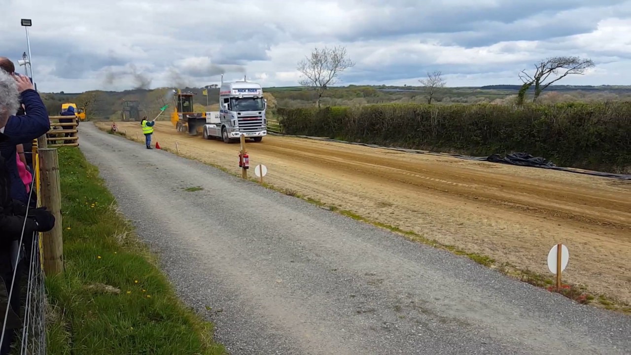 700hp Scania 480 Pulling Tractor Pull Sledge - YouTube
