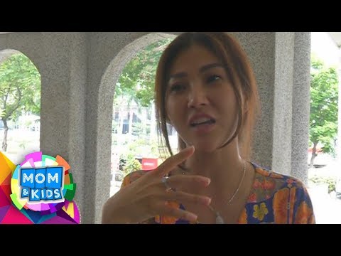 Sarwendah Pakai Daster Saat Rawat Thalia, Tapi Tetap Cantik Mempesona - Mom & Kids (5/11)