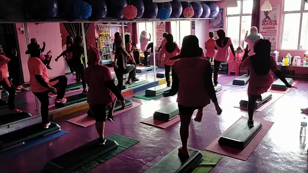 ABF STUDIO (STEP CLASS!) - YouTube