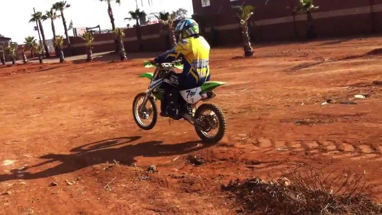 Kx85 Wheelie - YouTube