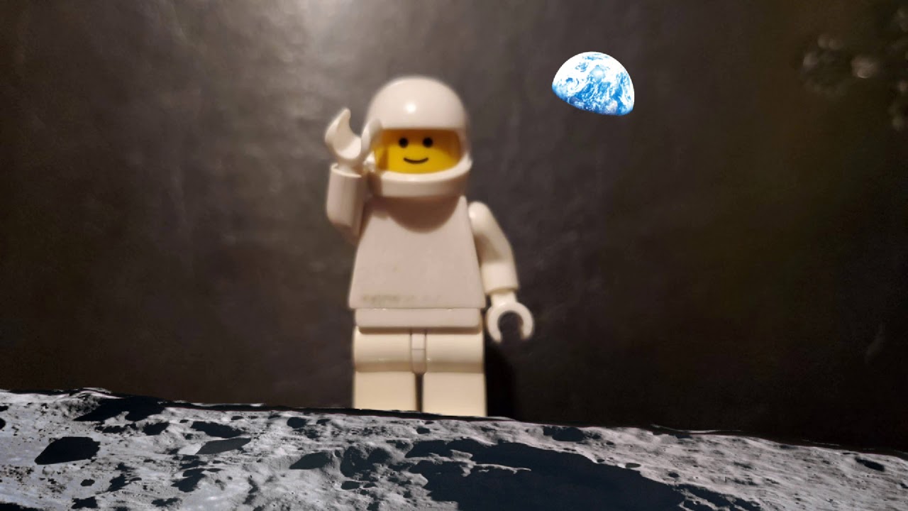 LEGO: man on the moon - YouTube