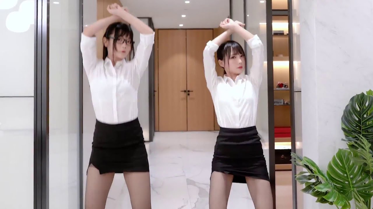 Sexy Dance Hot Dance Tight Pants Stockings Leather Leggings ホットダンス 핫 댄스 美女热舞 Youtube