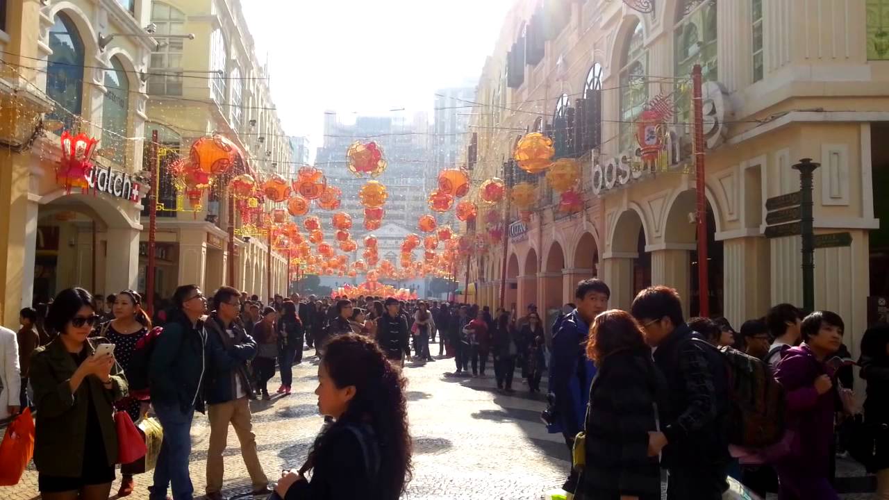 Journey to the East: Beijing and Spring Festival - YouTube