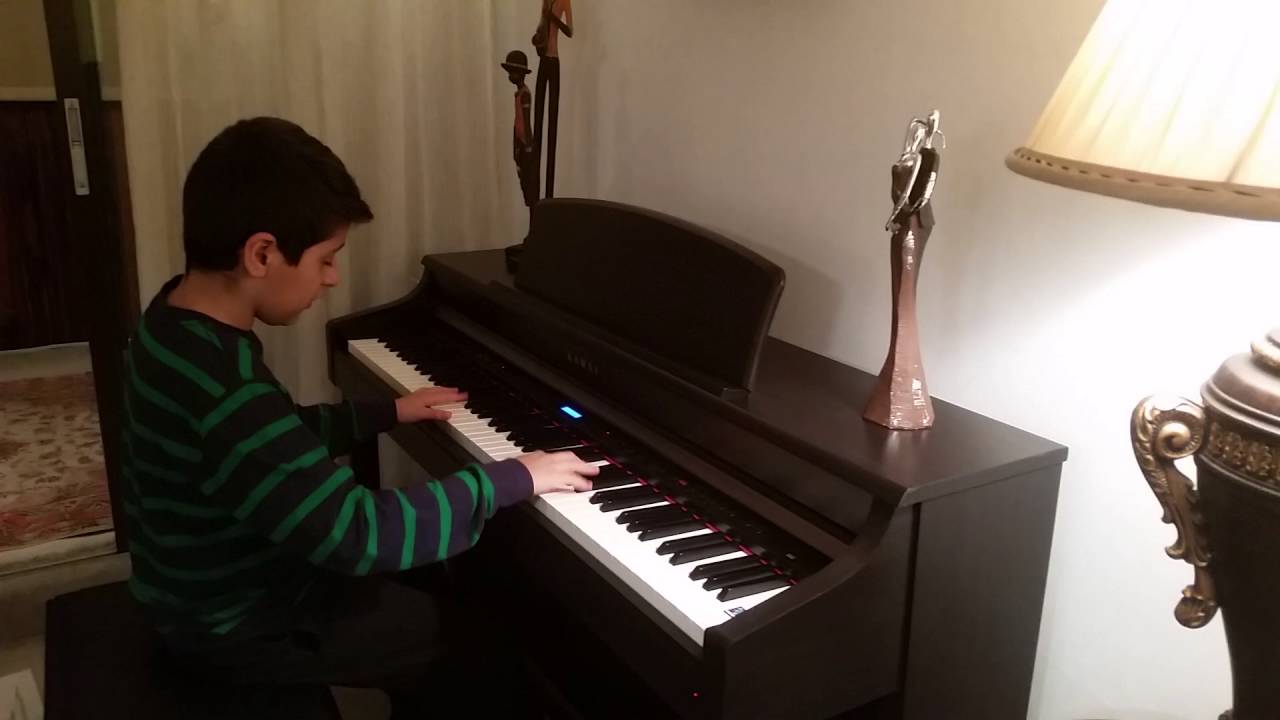 Nima Ahadi plays Khaterkhah by Anoushirvan Rohani - YouTube