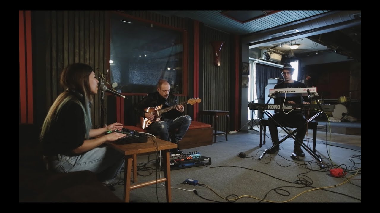 attic.ART/In Dudu Loft Session - Atomic Love - YouTube