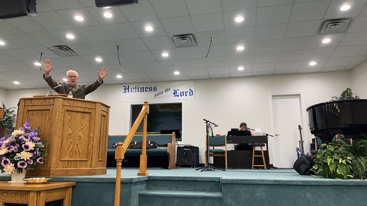 Revival Tuesday- Bro David Roper-When My Eyes See What My Heart ...