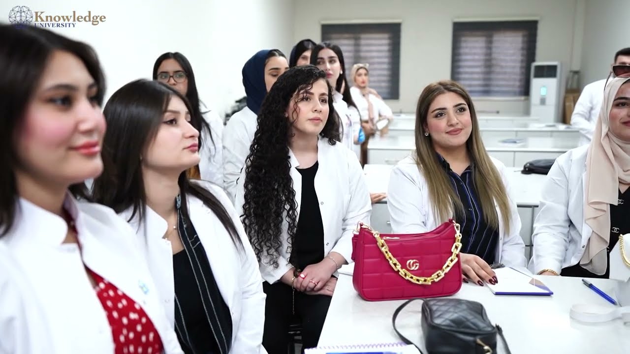 وانەیەکی پراکتیکی لە بەشی شیکاری نەخۆشی لە زانکۆی نۆلج دەربارەی تەکنیکی