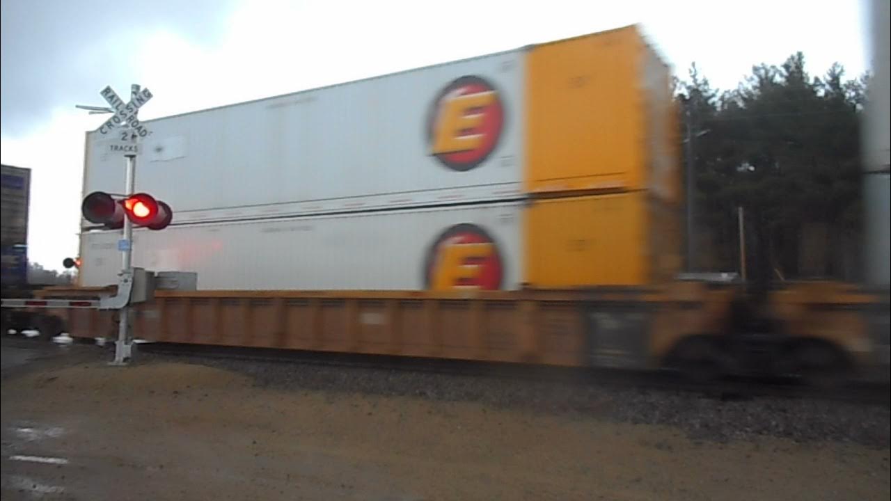 BNSF 5961 w/Z-STPCHC 3/27/21 - YouTube