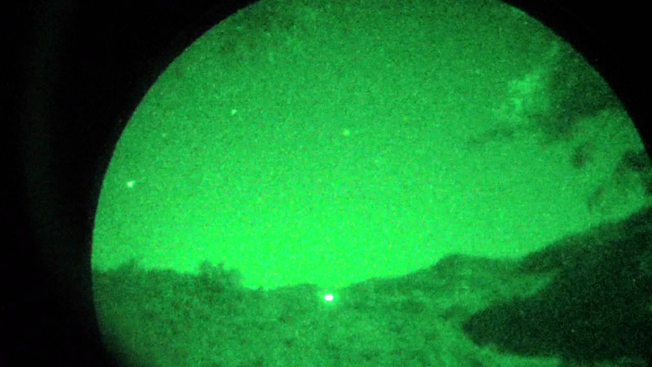 PVS-5 Night Vision Goggles Visor Nocturno - YouTube