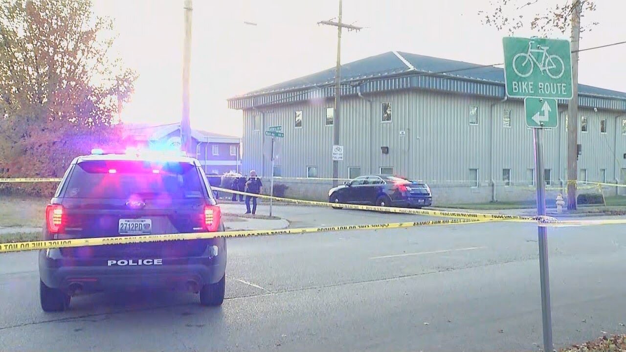 Neighbors describe shooting in Springfield on Monday morning - YouTube