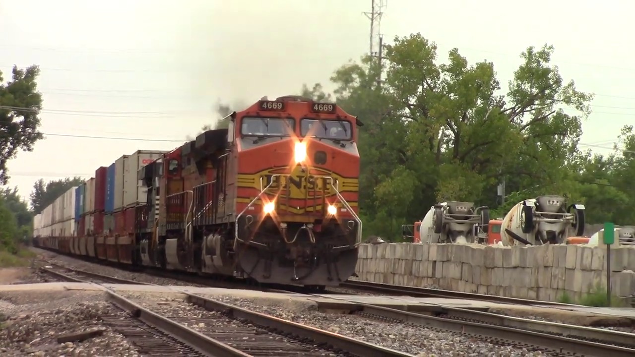 BNSF 4669 East Coal City, IL 9/9/19 - YouTube
