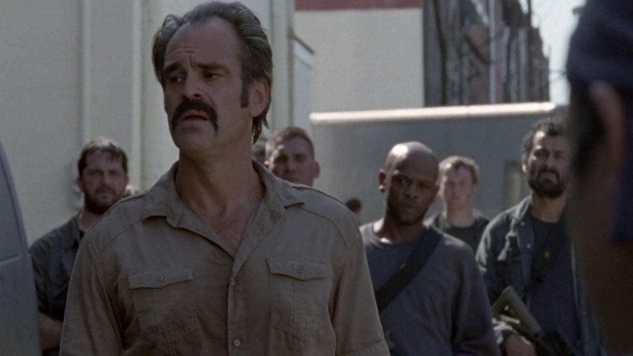 The Walking Dead S8E12 - Dwight And Simon Tell The Saviors Negan Is ...