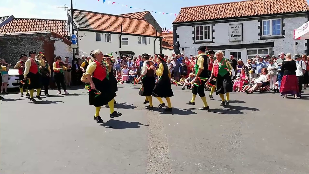 Danegeld dance at Sheringham 2018 - YouTube