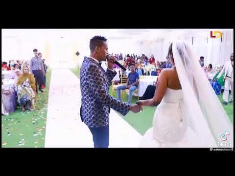 qamar suugaani Iyo nasiim sooraan - YouTube