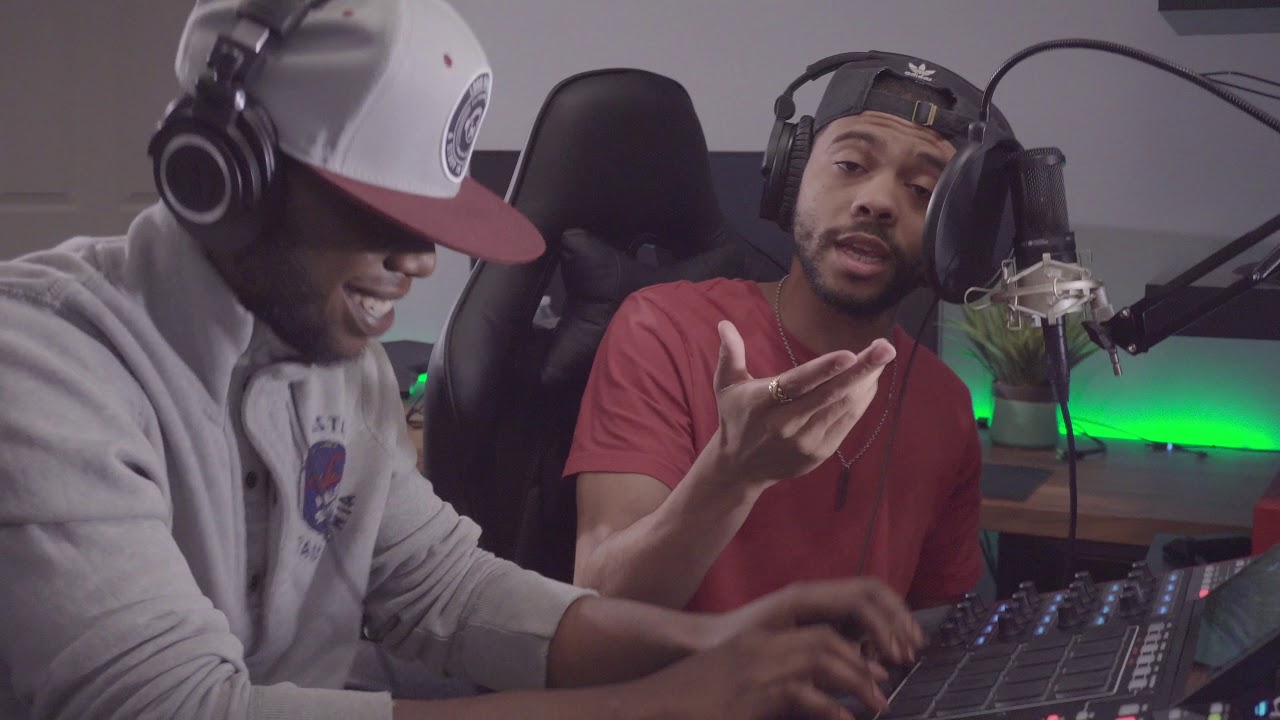 Rap studio session W/ Beatbyjblack X Lamont - YouTube
