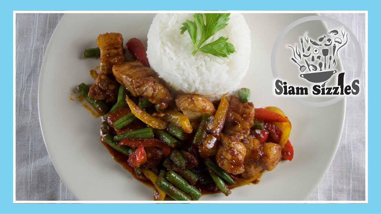 Spicy Pork Belly Stir Fry (Pad Ped Moo) - YouTube