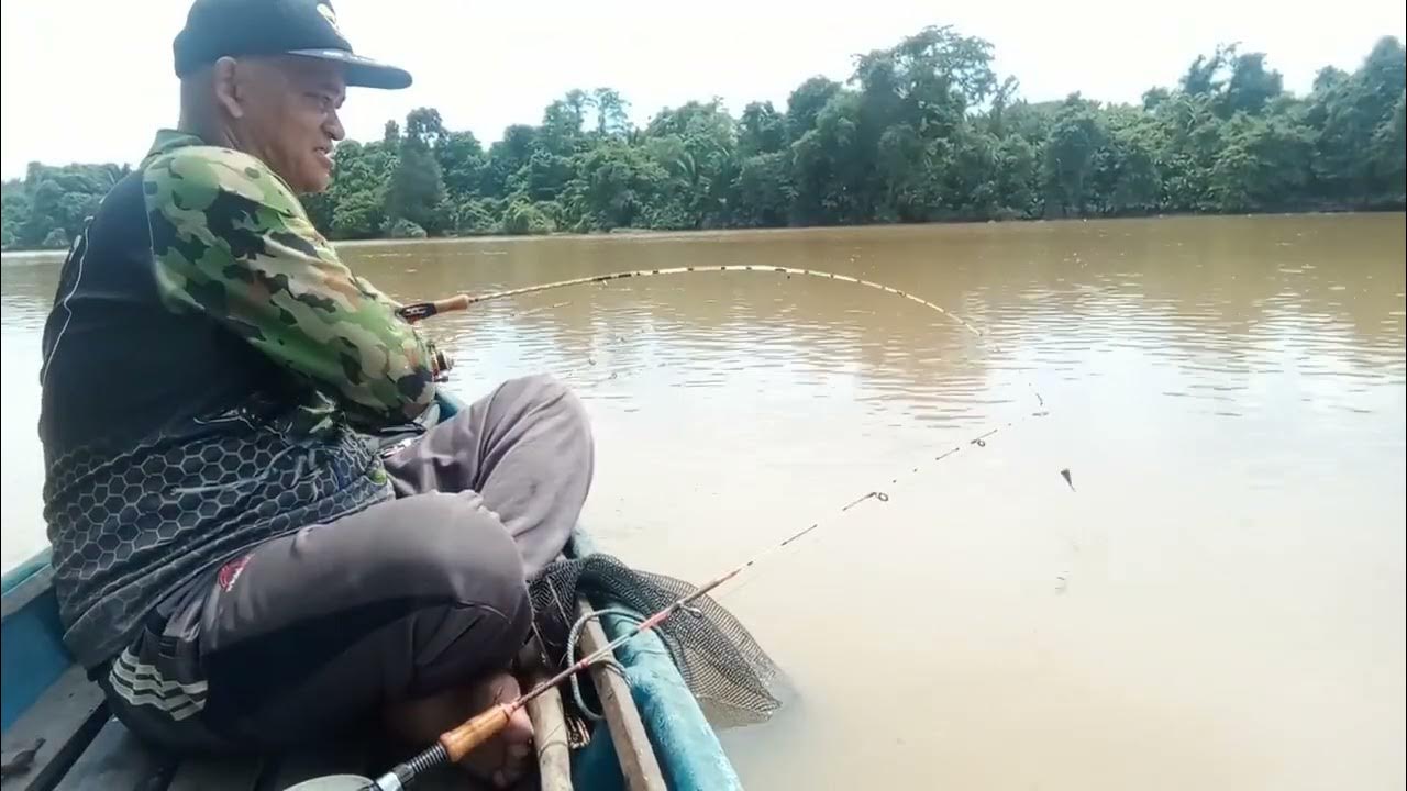 TAK DI SANGKA-SANGKA DI SAAT AIR DANGKAL & KERUH TERNYATA.!! PENGHUNINYA LUAR BIASA. MANCING ...