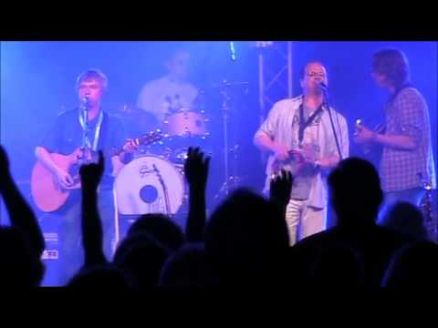 Creedence Choogle Rockers Rev . Who'll stop the rain - YouTube