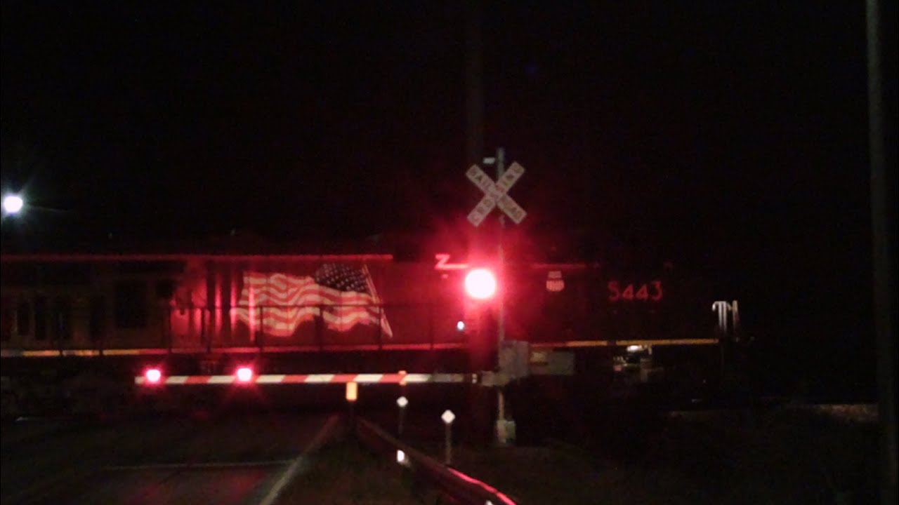 UP #5443 Leads North Bound Grain Train - YouTube