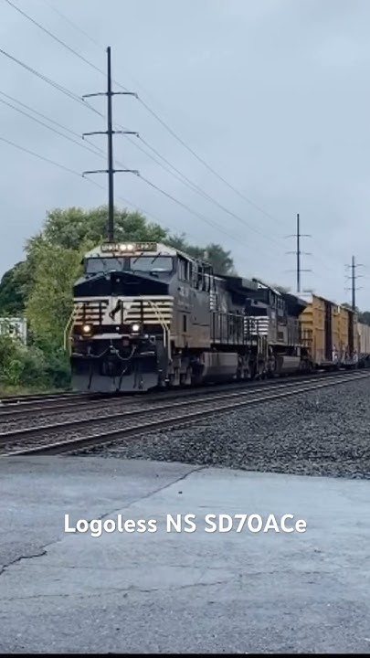 NS 10K w/ NS 1042 Hummelstown, PA Harrisburg Line #railway #railfans #railroad #nstrains #train ...