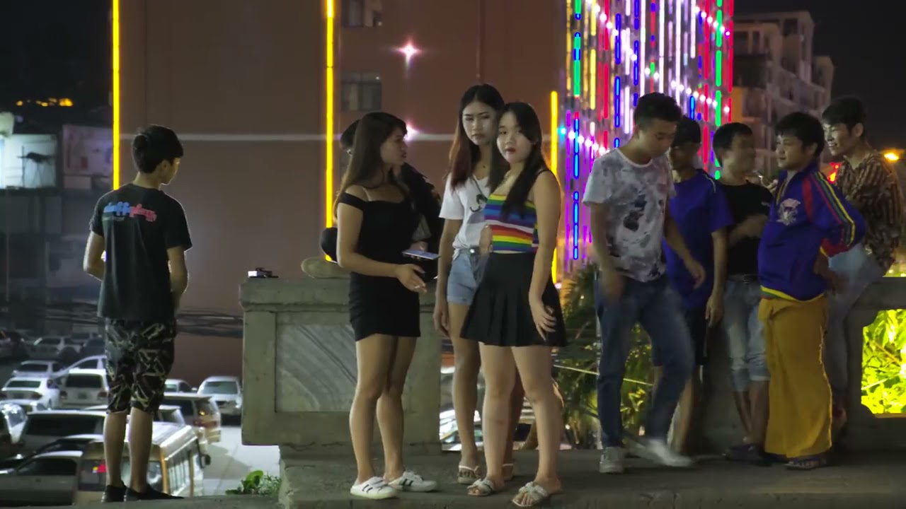 Red light district - Myanmar China Border City Mong La Casino - YouTube