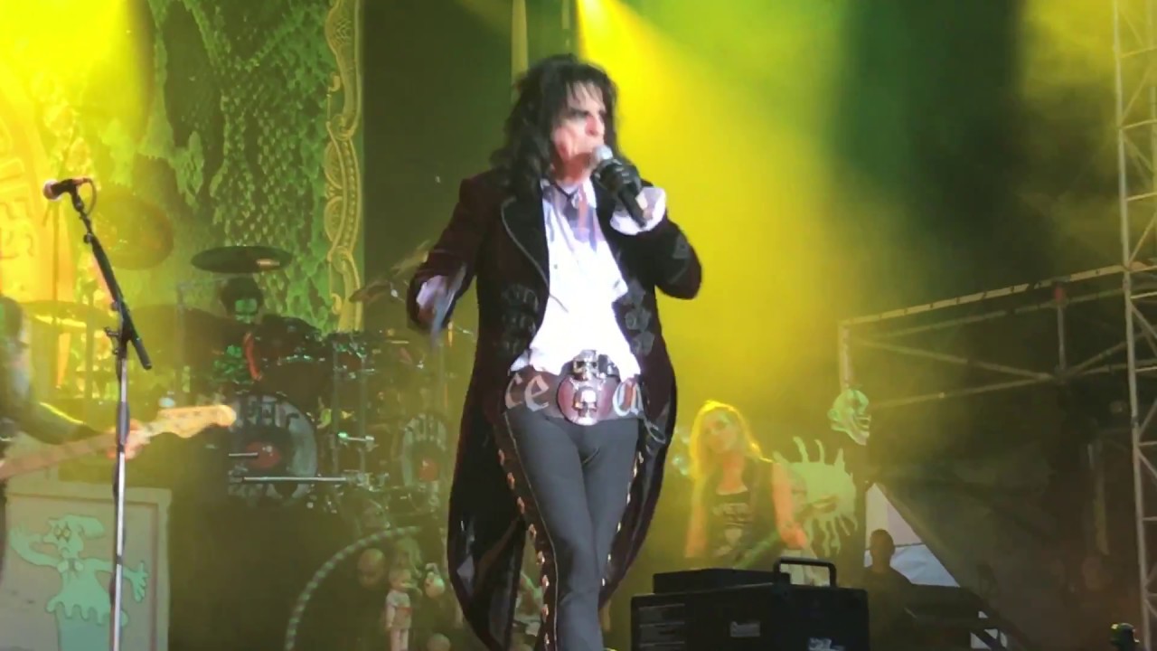 Alice Cooper- Billion Dollar Babies-Live in Dresden 2017 - YouTube