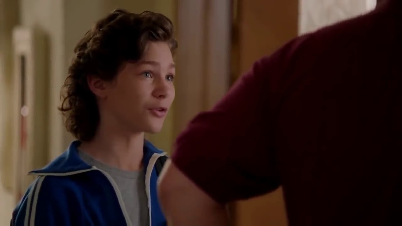 Young Sheldon,Tam and thier new friend libby discuss about geologyyoung ...