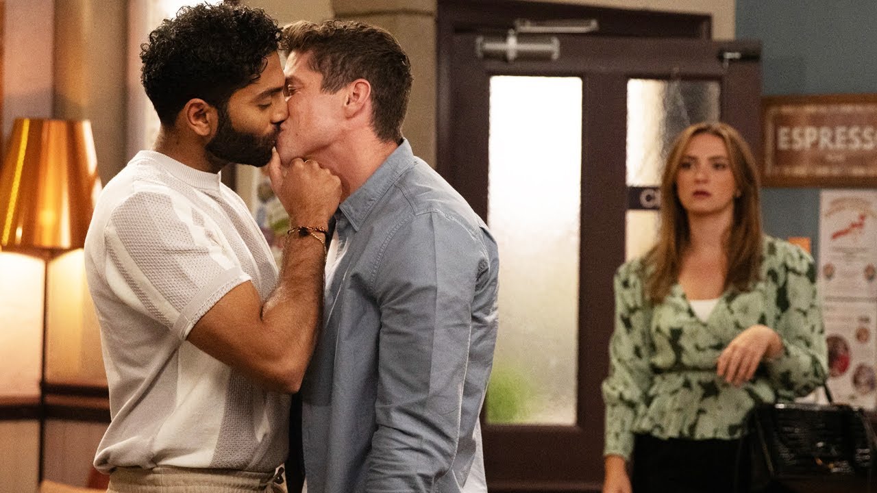 Emmerdale couple RlPPED apart after Gabby Thomas betrayaI - YouTube