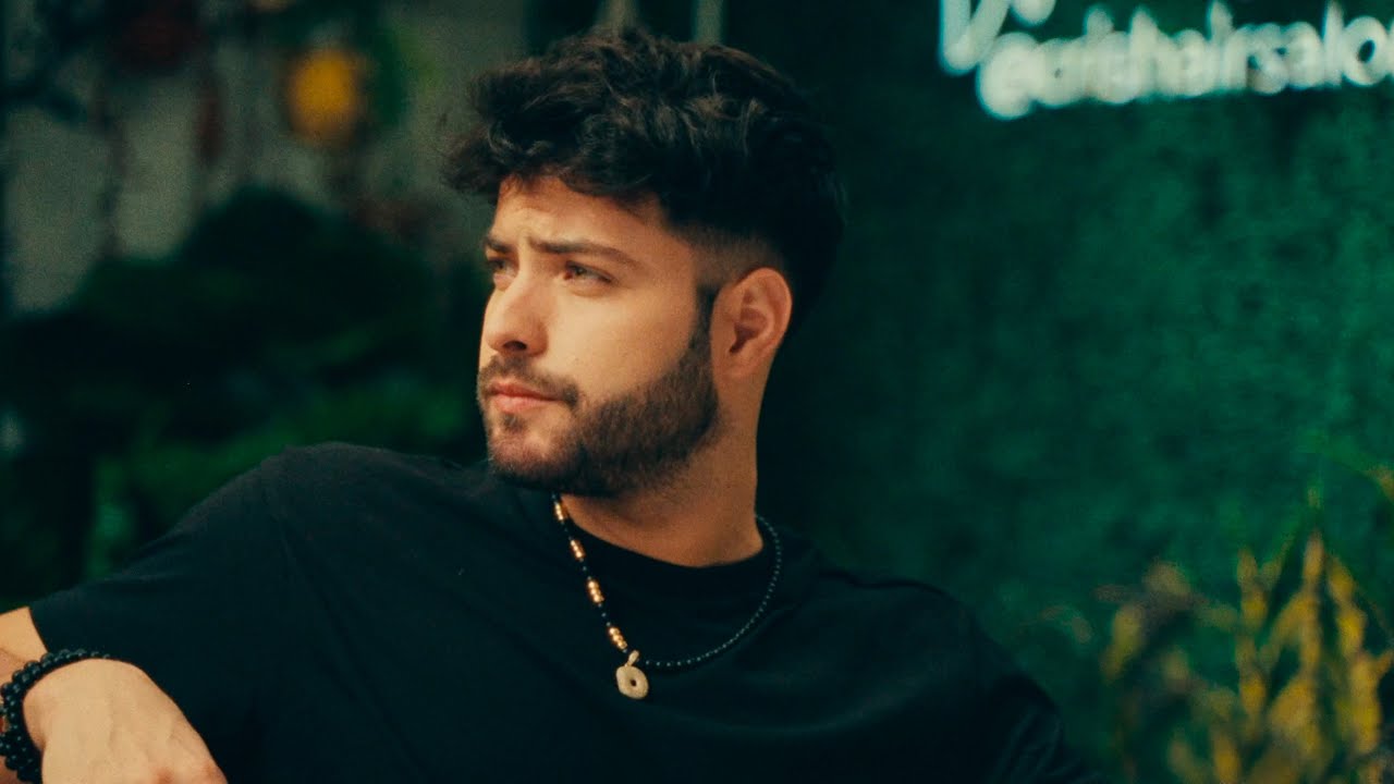 Playlist - Danilo Paris ((Videoclip)) - YouTube Music