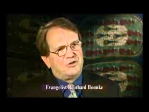 Reinhard Bonke - 25 lat misji w Afryce cz1 - YouTube