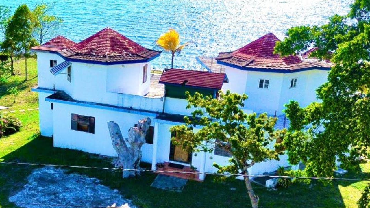 Ocean Front 6 Bedroom 5 Bathroom House for sale in Cousins Cove ...