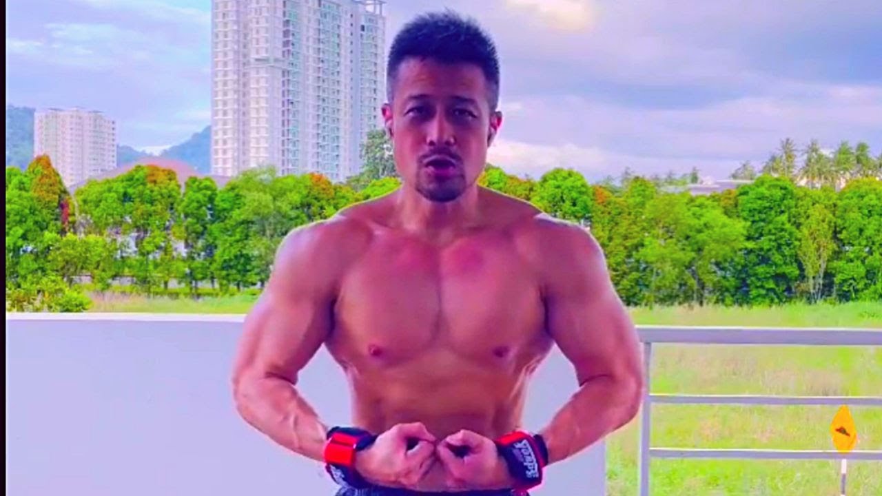 Malaysian Muscleman Muscle Flexing #2 - YouTube
