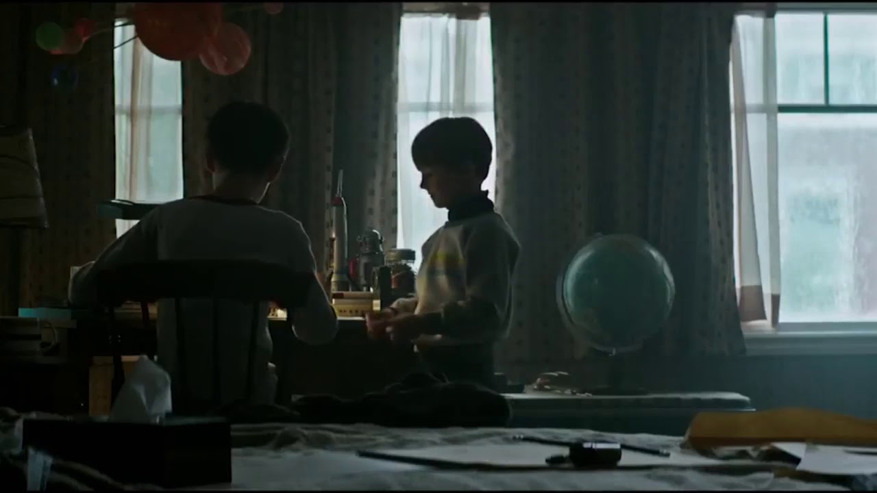 IT 2017 — Pennywise kills Georgie scene - YouTube