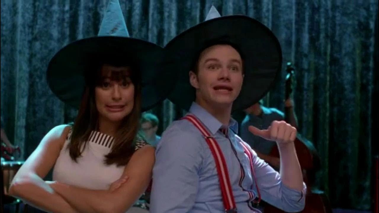 Glee - Ding-Dong! The Witch Is Dead (Full Performance) - YouTube