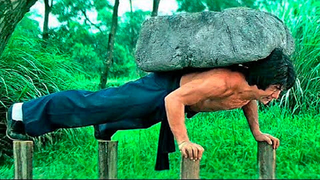 Durante Años Hizo Flexiones con Una Roca de 150Kg en la Espalda para ...