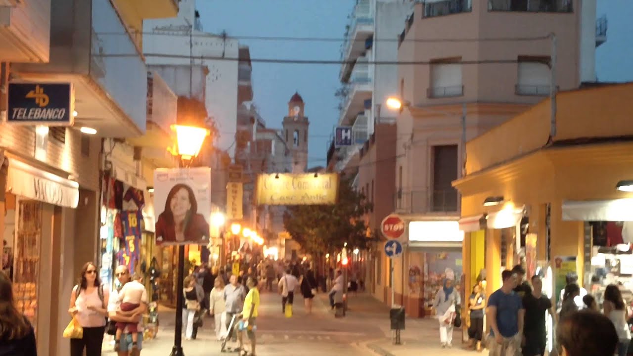 Calella Espanya Калея Испания - улица . HD - YouTube