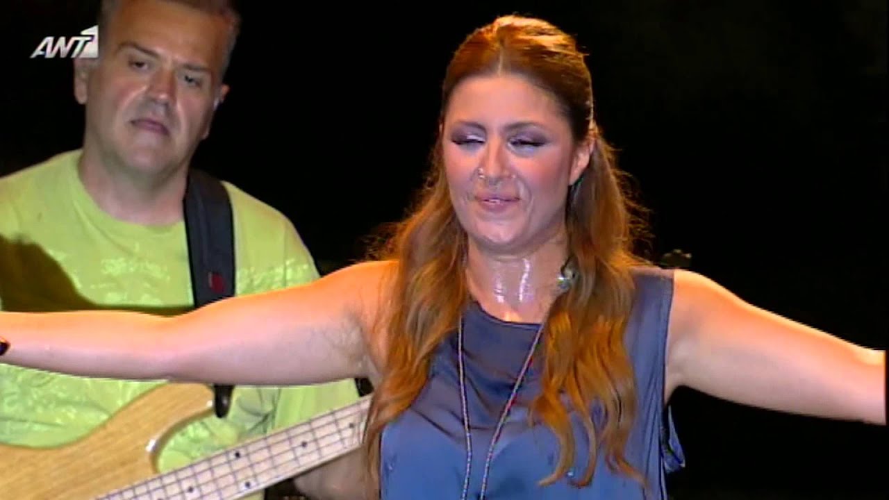 Helena Paparizou - An Ihes Erthi Pio Noris (Live @ South Coast 2013 ...