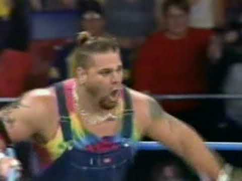 MIA (Misfits in Action) vs. 4 Jobbers (05 06 2000 WCW Worldwide) - YouTube