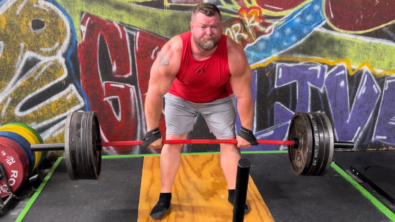 Deadlifts Road to 700 pounds! Getting ready for another competition ...