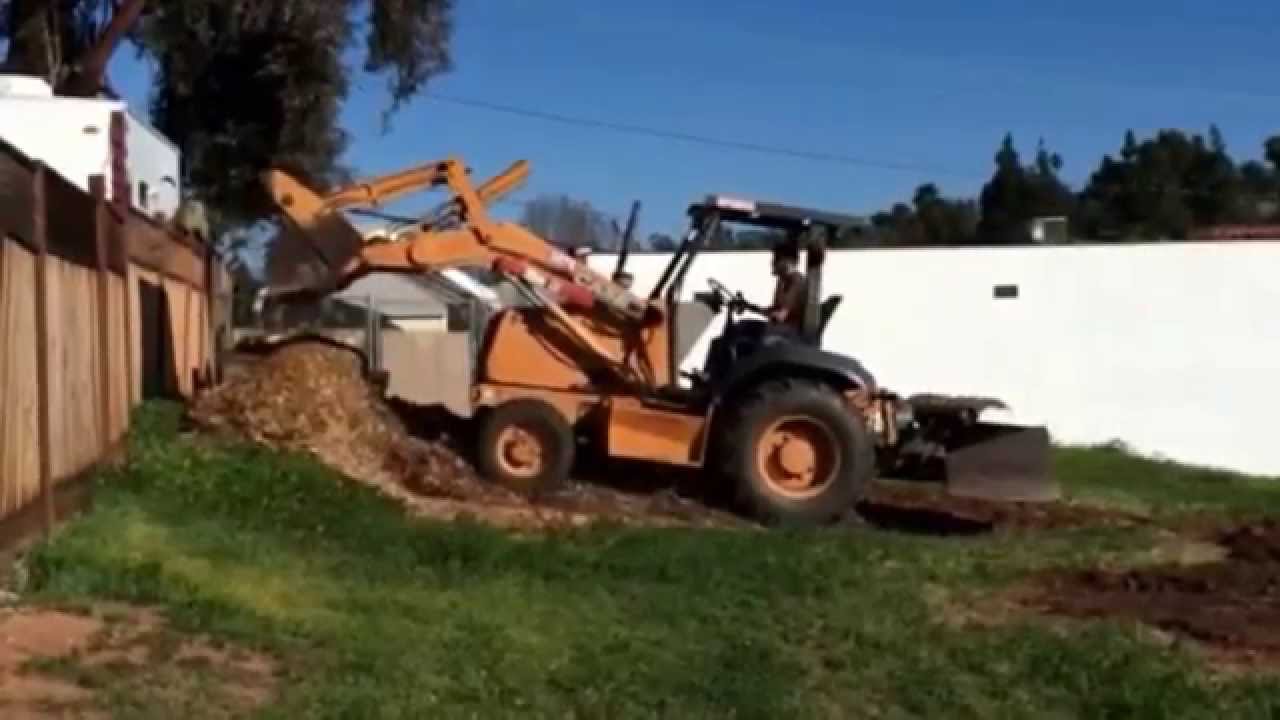 Case 570 MXT - YouTube