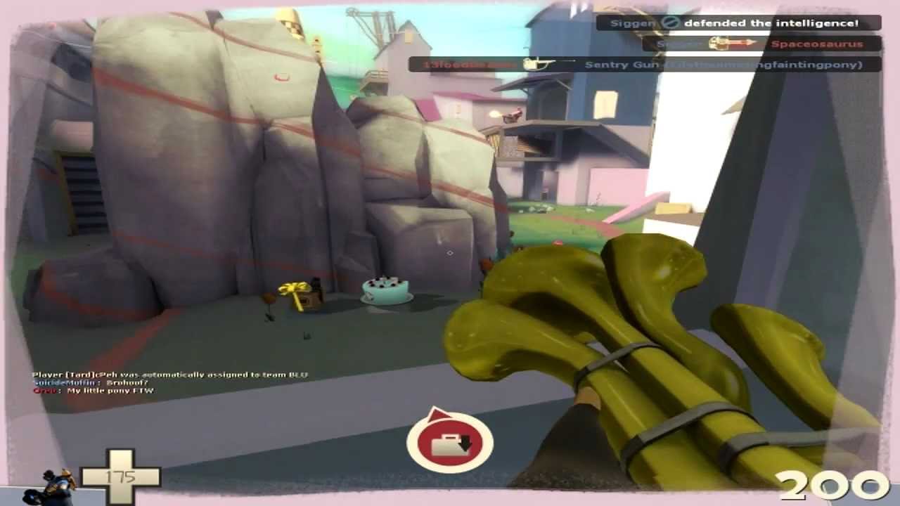 Team Fortress 2 Rainblower Gameplay - and new taunt. - YouTube
